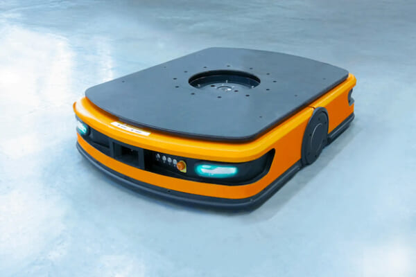 MujinがAGV新型2機種を発表、1.5トン可搬モデルも